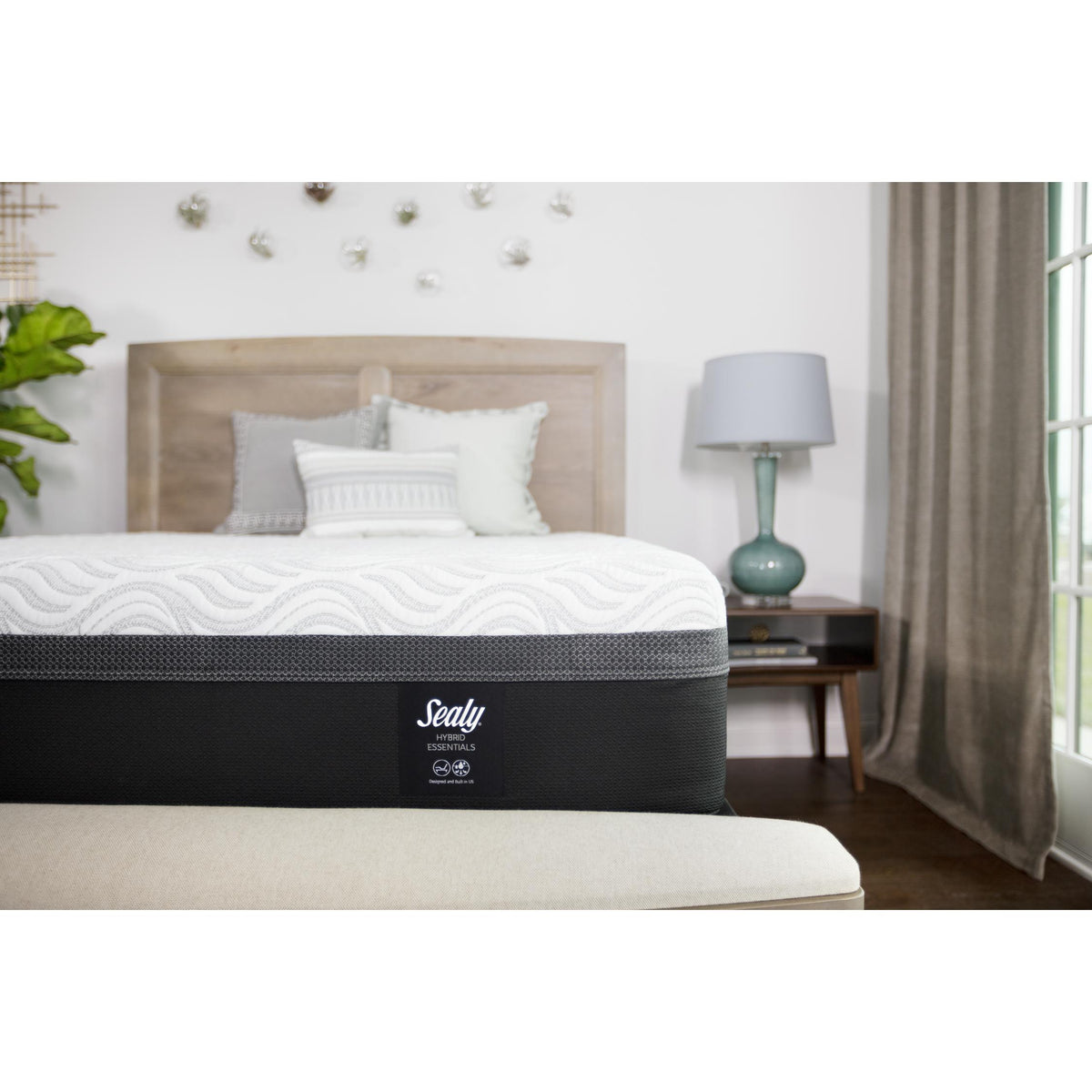 Sealy hybrid trust 2 store